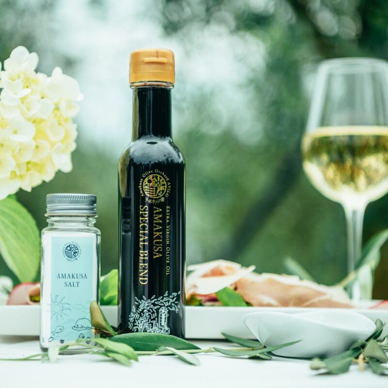 九電工の6次産業への挑戦。直営農園「天草オリーブ園AVILO（アビーロ）」で作るオリーブオイル | VEGETIME